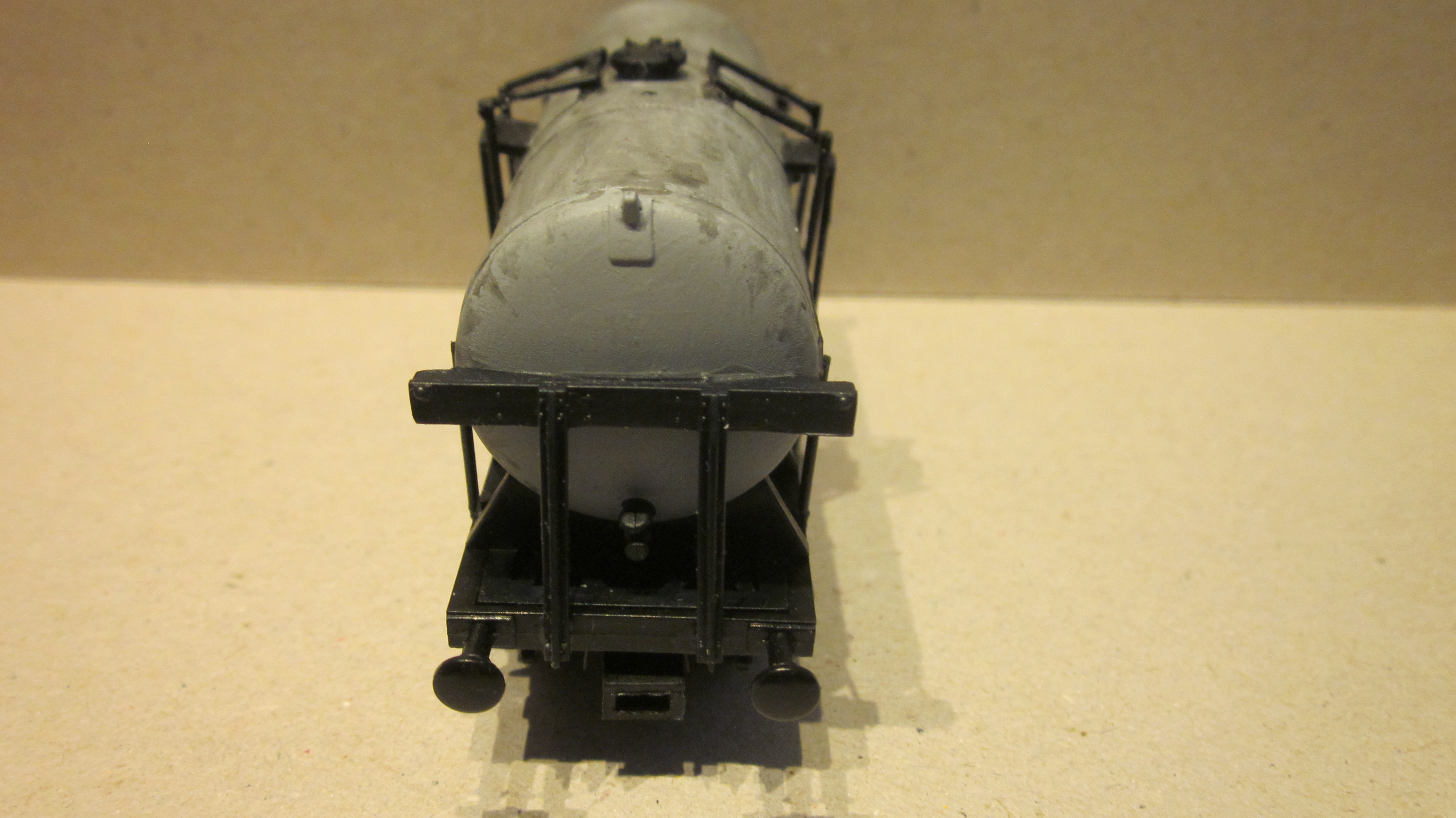 6 wheel milk tanker mk 2 3 – Model Railway Bits
